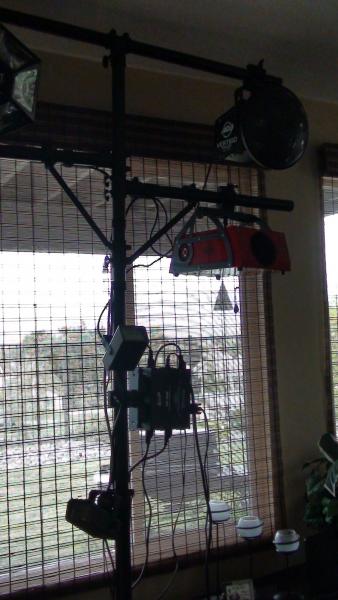 VirtualDJ - Supplying Power to Lighting Truss