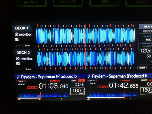 VirtualDJ - About XDJ.RX2, VDJscript And Custom Coloured Waveforms...
